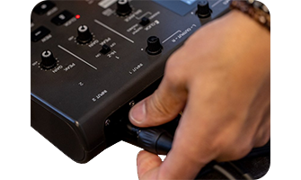 Zoom - R12 Multitrack Recorder LN129688 - 10010297 | SCAN UK