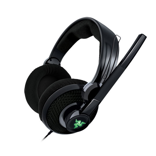 Razer Carcharias Gaming Headset LN48877 - RZ04-00900100-R3M1 | SCAN UK