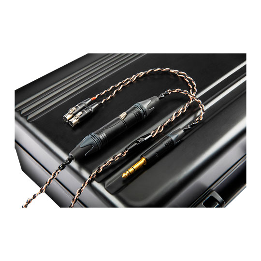 Audeze LCD-5 with 4 Pin XLR/6.35mm Combo Cable LN132405 - P002828 | SCAN UK
